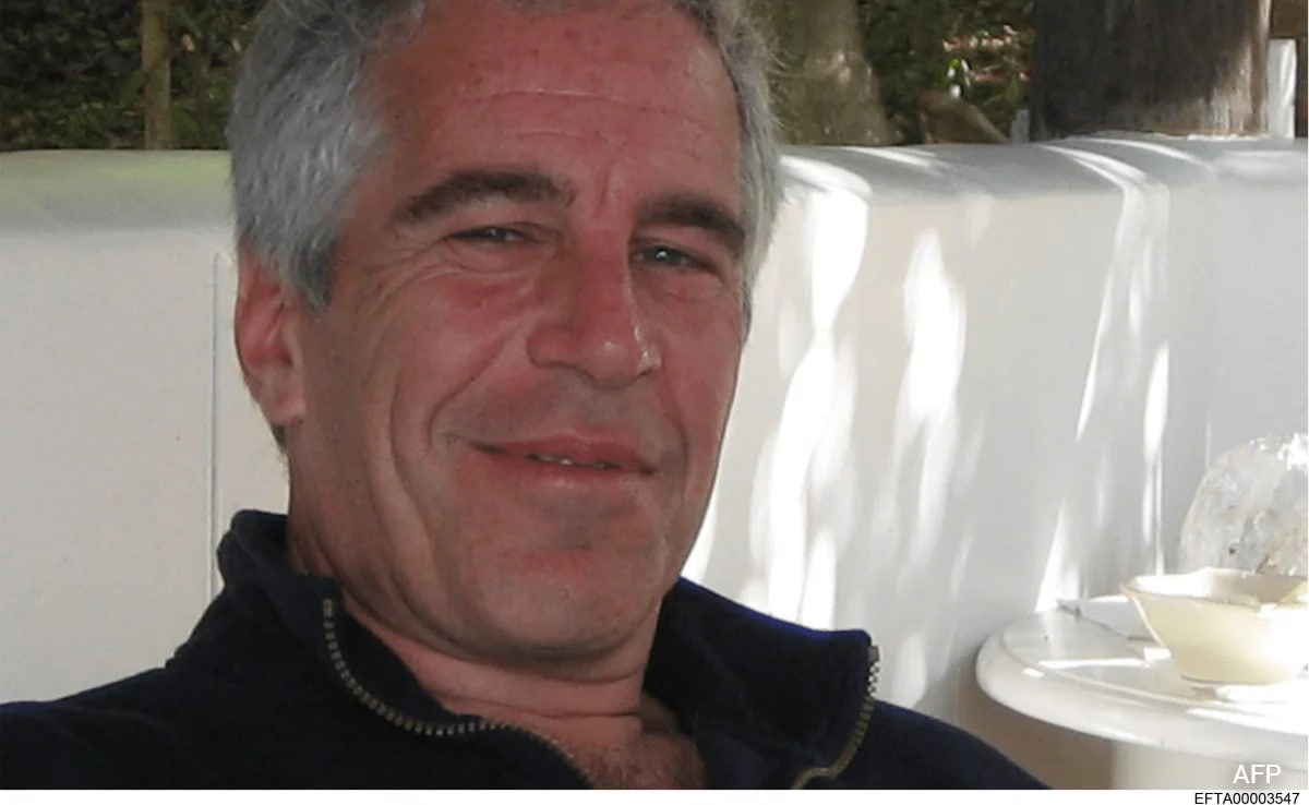 Jeffrey Epstein Had Ties With US Customs Officers In Virgin Islands: Report