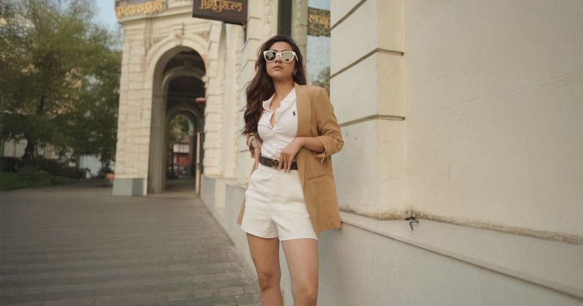 Reem Shaikh Rocks the Smart Beige Blazer Look