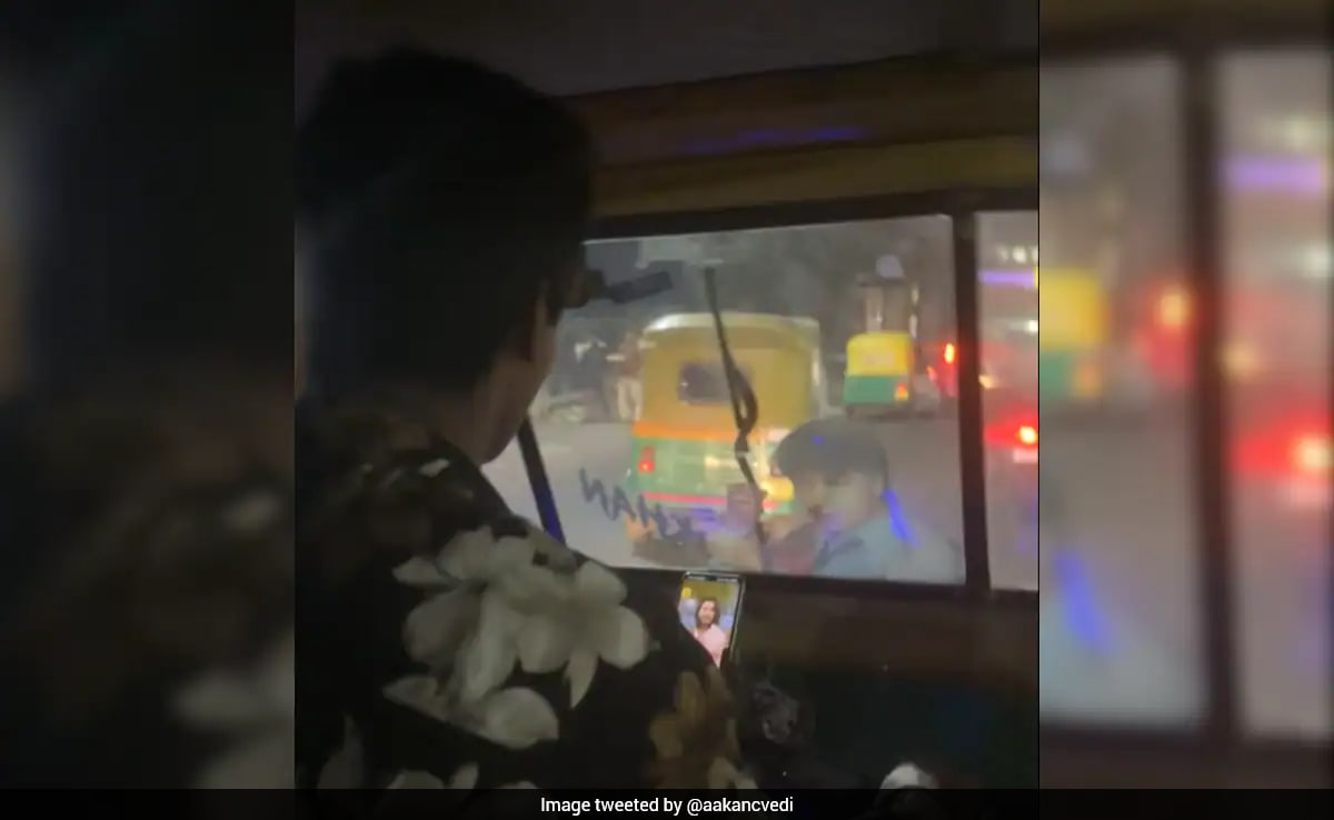 Bengaluru Auto Driver Caught Scrolling Reels, Narrowly Avoids Collision ...