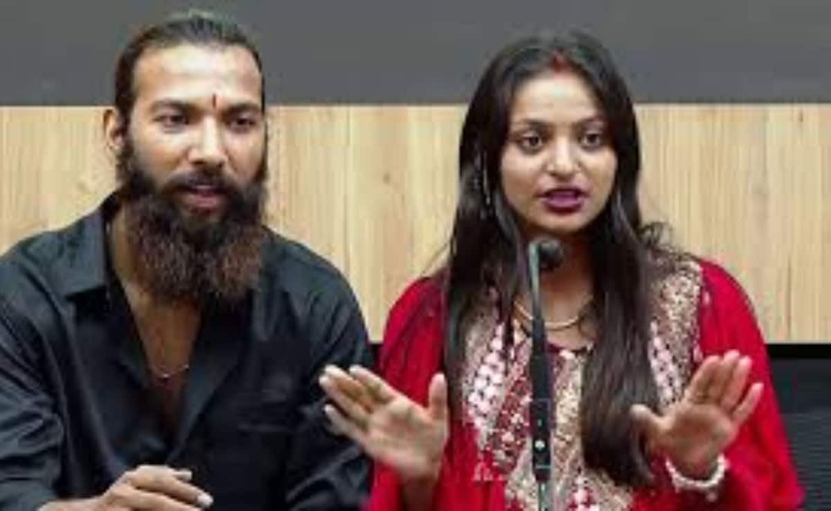 Viral Girl Monalisa Bhosale's Marriage: Lawyer Nazia Elahi Claims ...