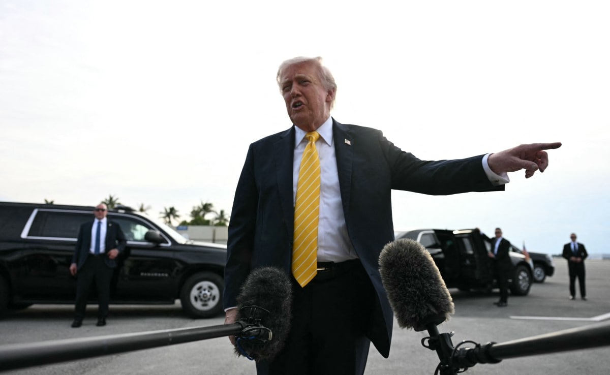 Iran War: Donald Trump Says US To "Guide Ships" Safely Out Of Strait Of ...