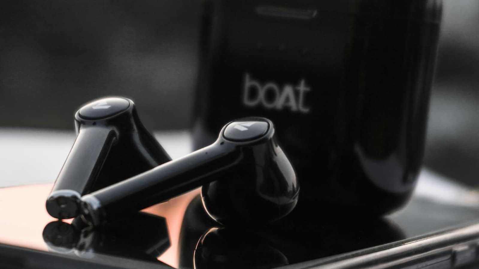 BoAt Airdopes Review And Buying Tips