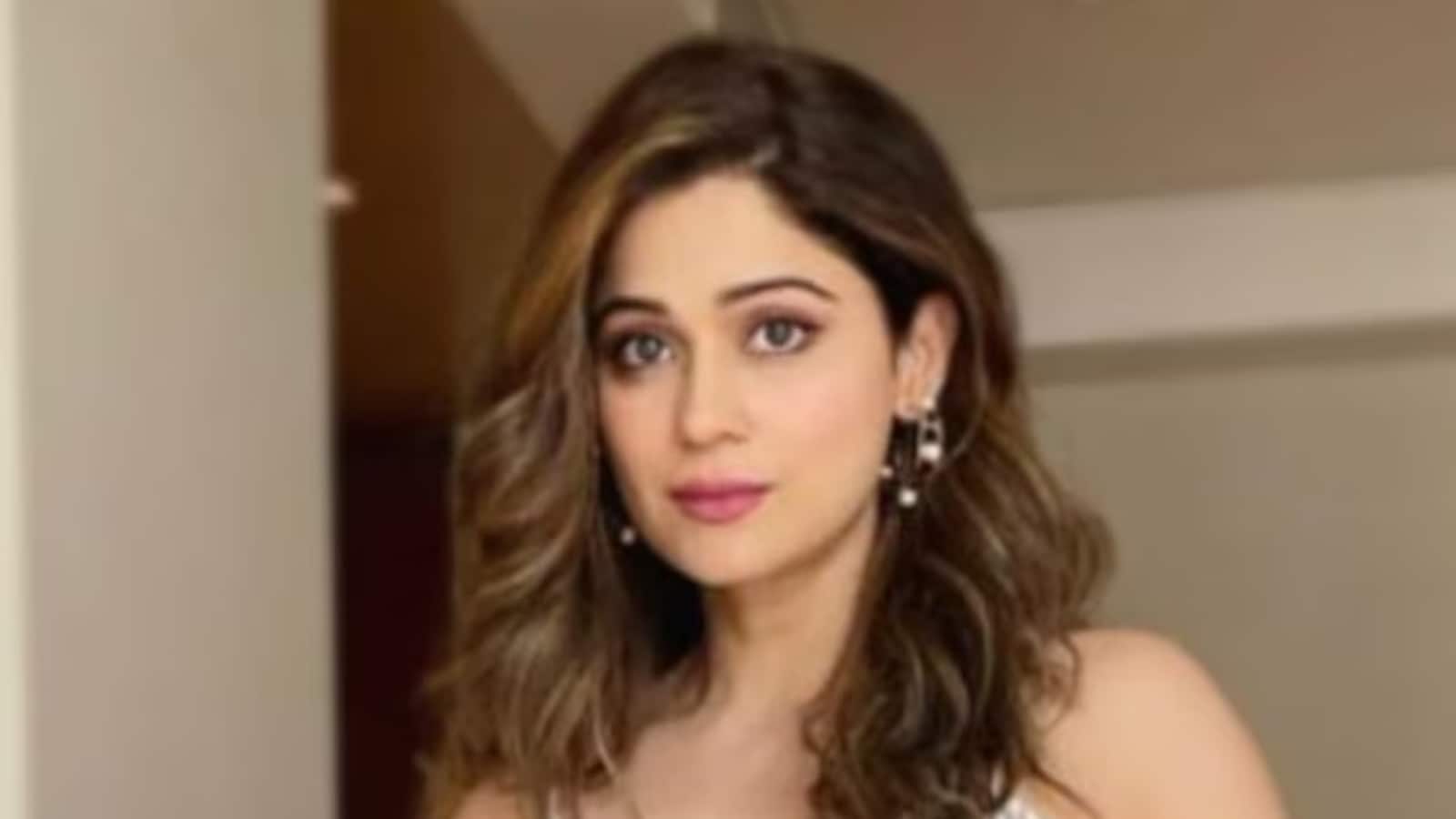 Shamita Shetty Slams Troll For Questioning Her Single Status At 47 ...