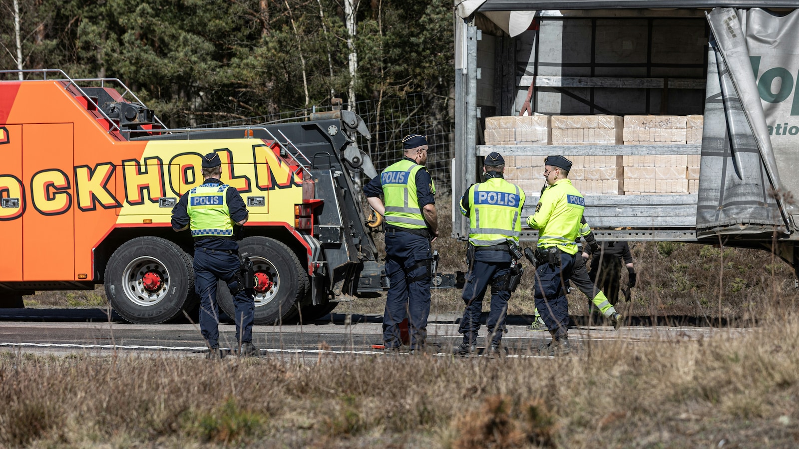 30 Indians Living And Working Illegally In US As Truck Drivers Arrested