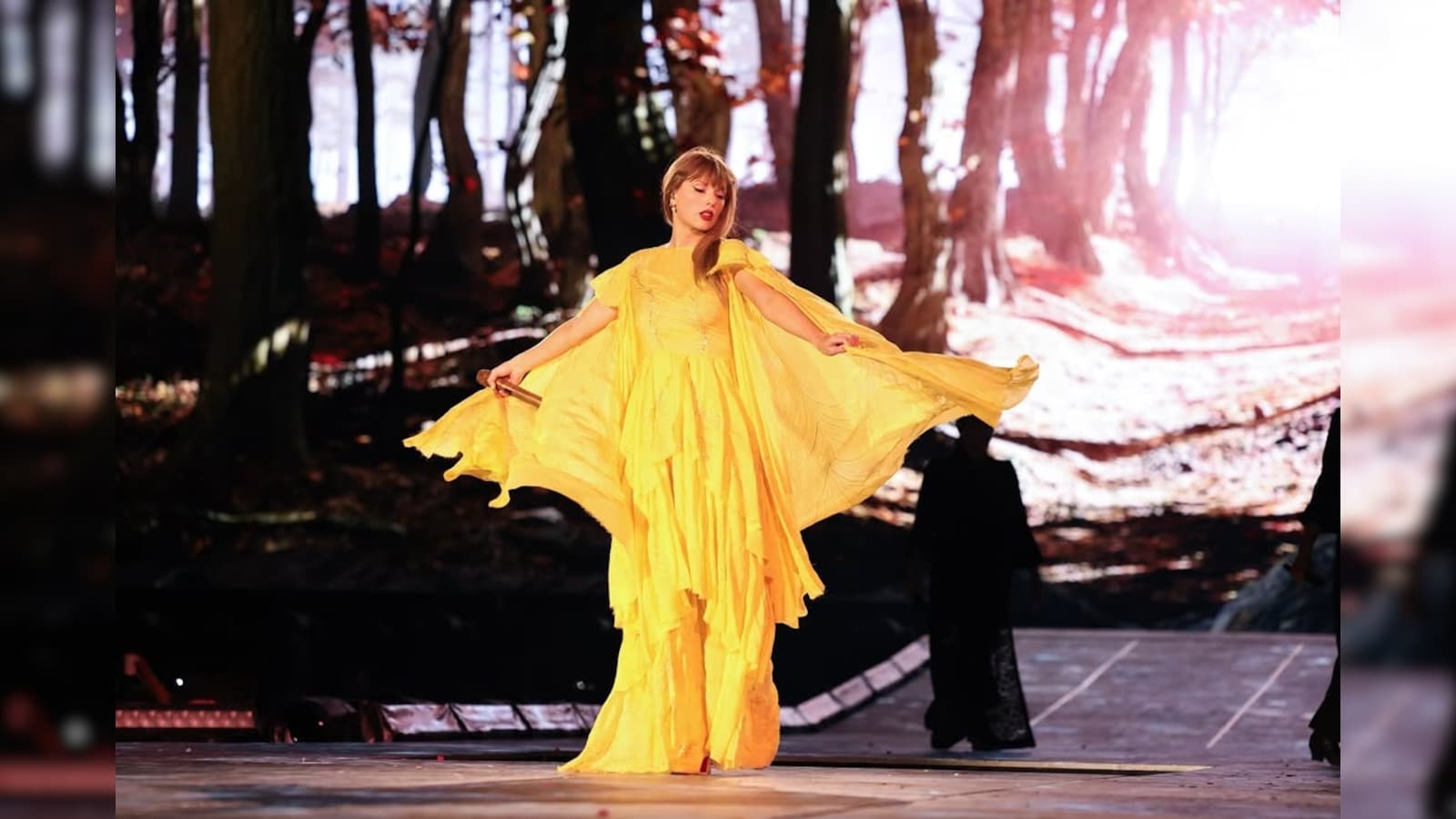 Taylor Swift’s Net Worth Hits $2 Billion: Forbes