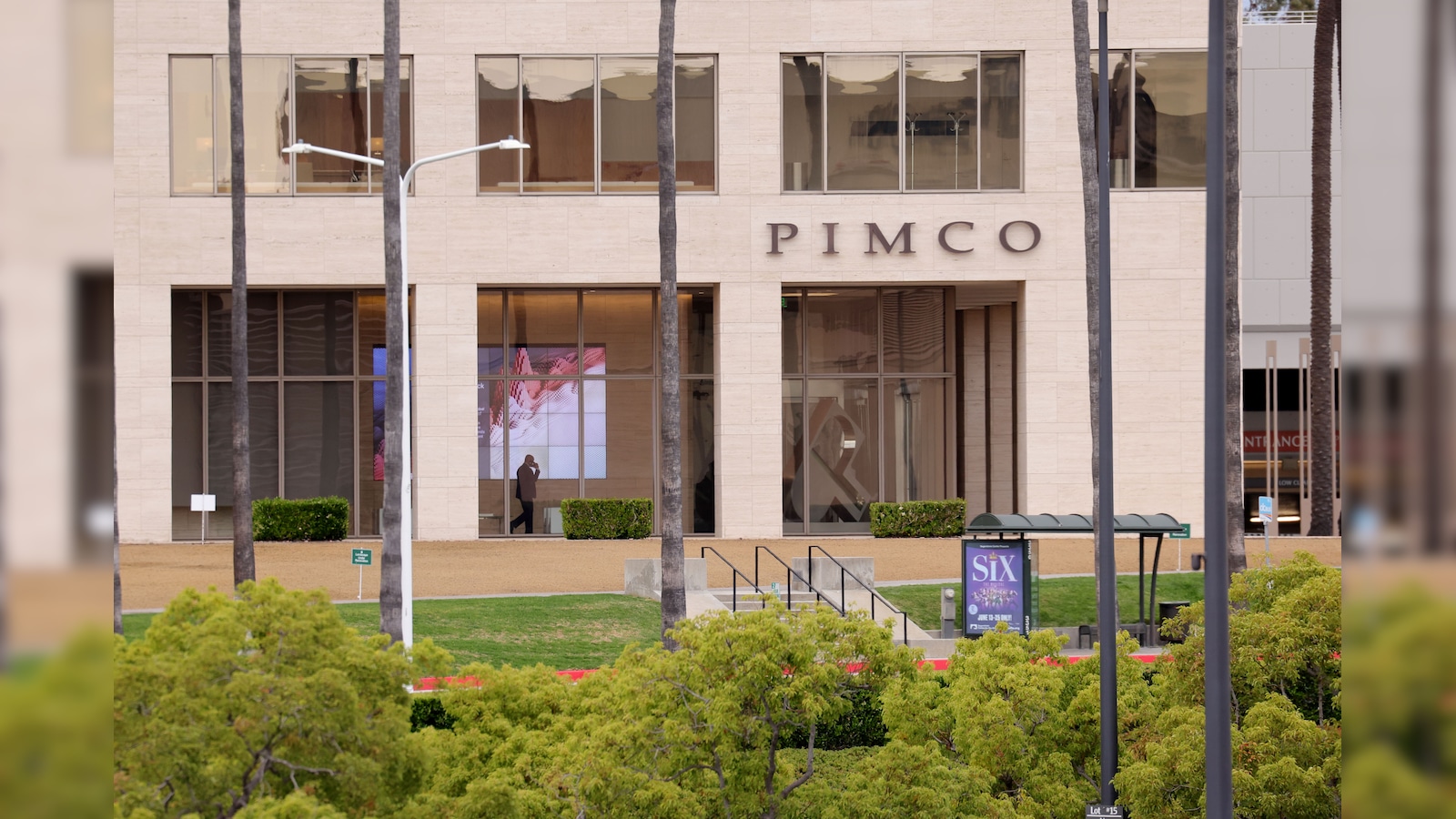 Pimco Warns a Wave of Defaults Is Coming for Low-Quality Borrowers