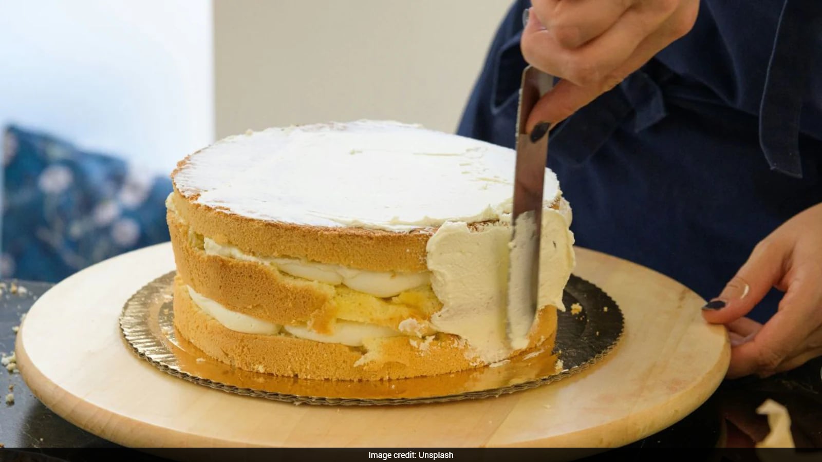 Gen Z Banker Quits Goldman Sachs Over "Investment Baker" Side Hustle Clash