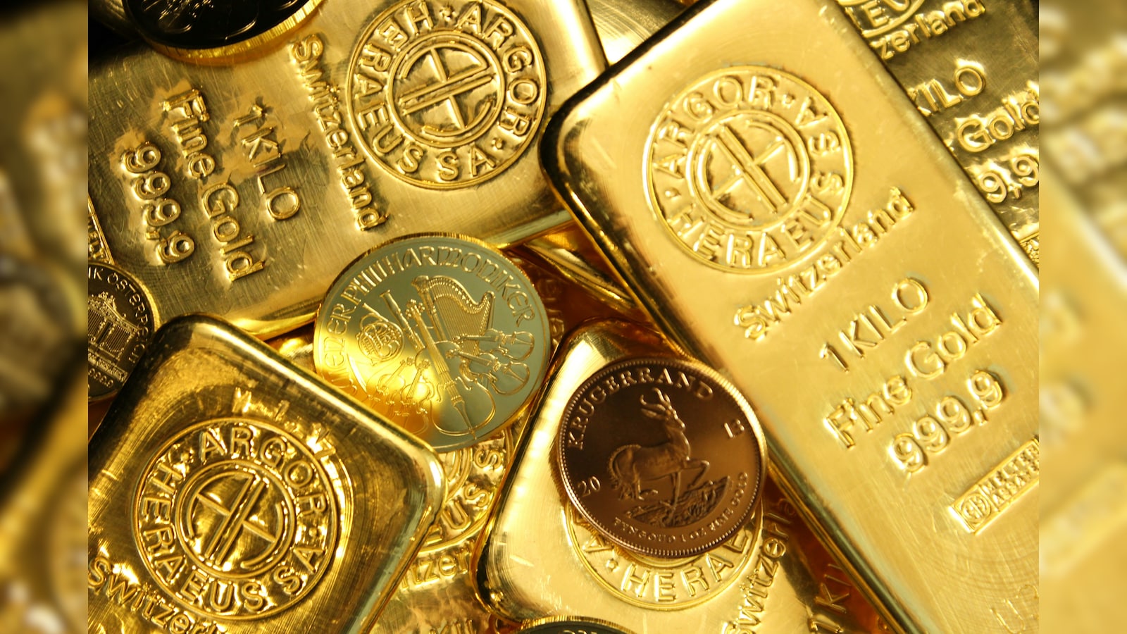 Gold Price Today: MCX Gold Jumps Over Rs 1.48 Lakh Mark After Trump ...