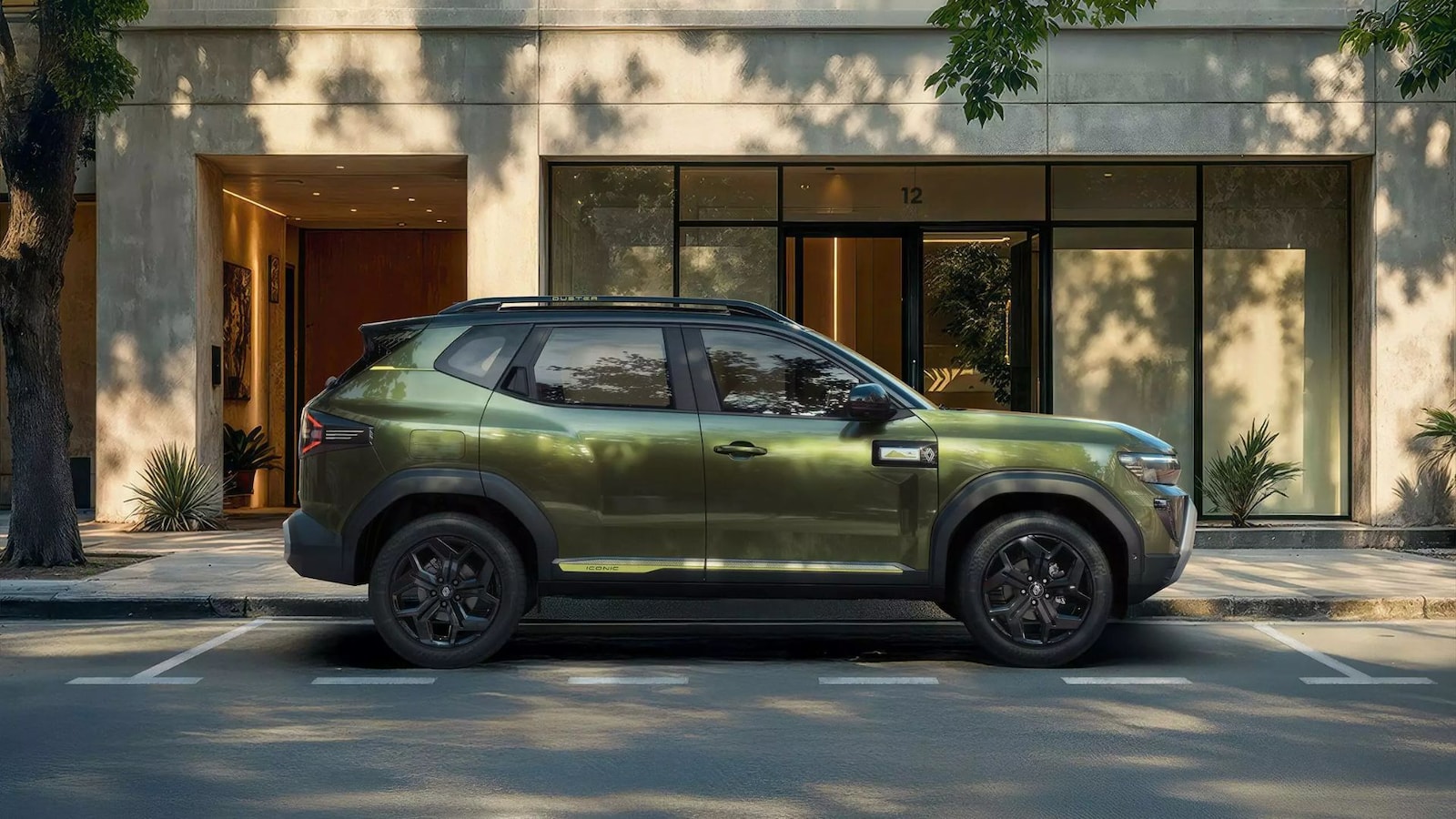 Renault Duster Automatic To Become More Affordable With New Variant: Report
