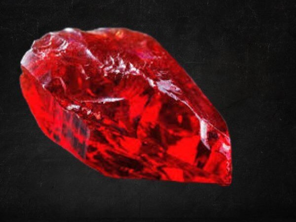 Paras Stone: भारत के इस राजा के पास था पारस पत्थर, जो लोहे को बना देता ...