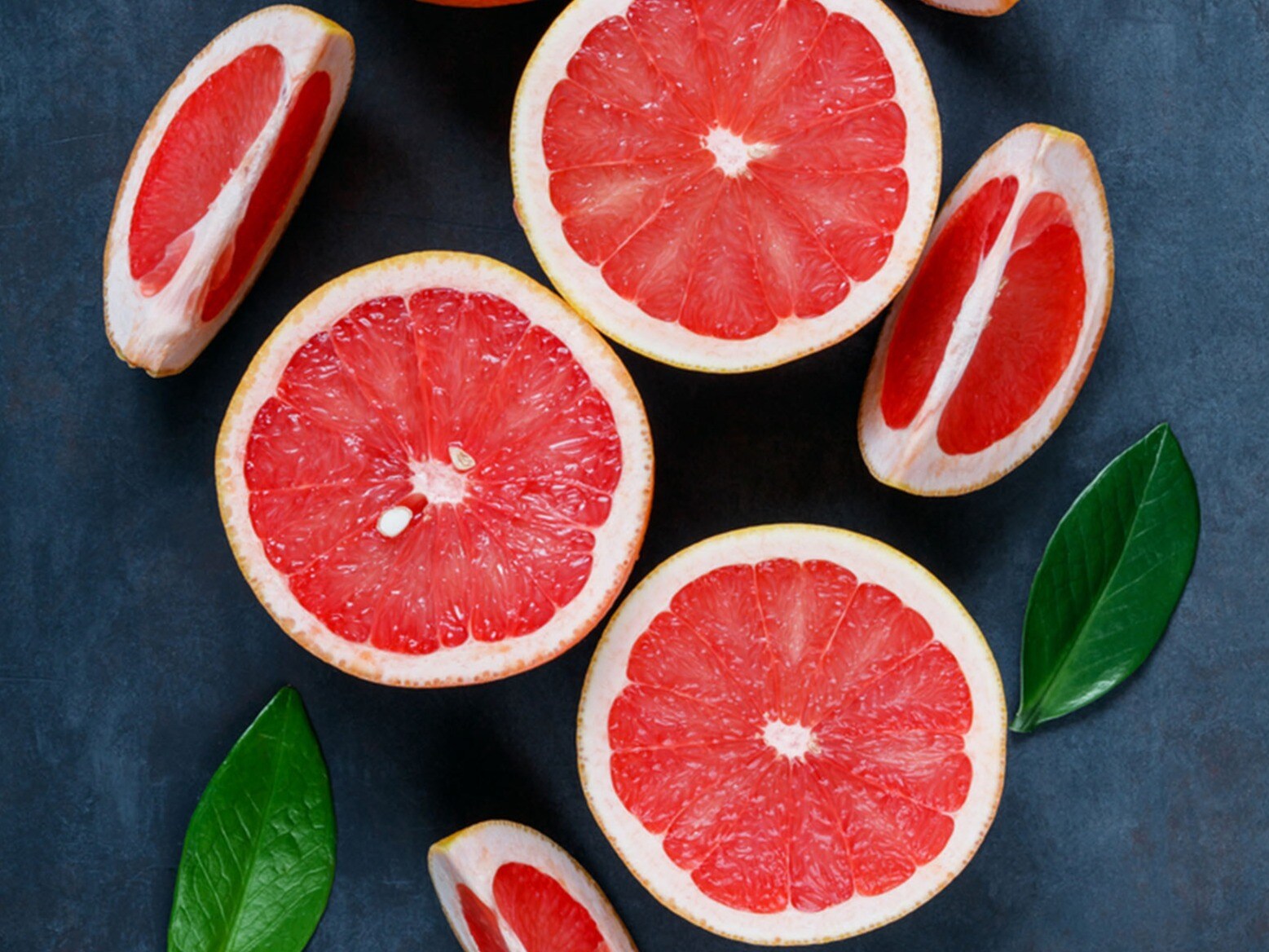 Grapefruit Eating Benefits: गर्मियों में ग्रेपफ्रूट खाने के फायदे