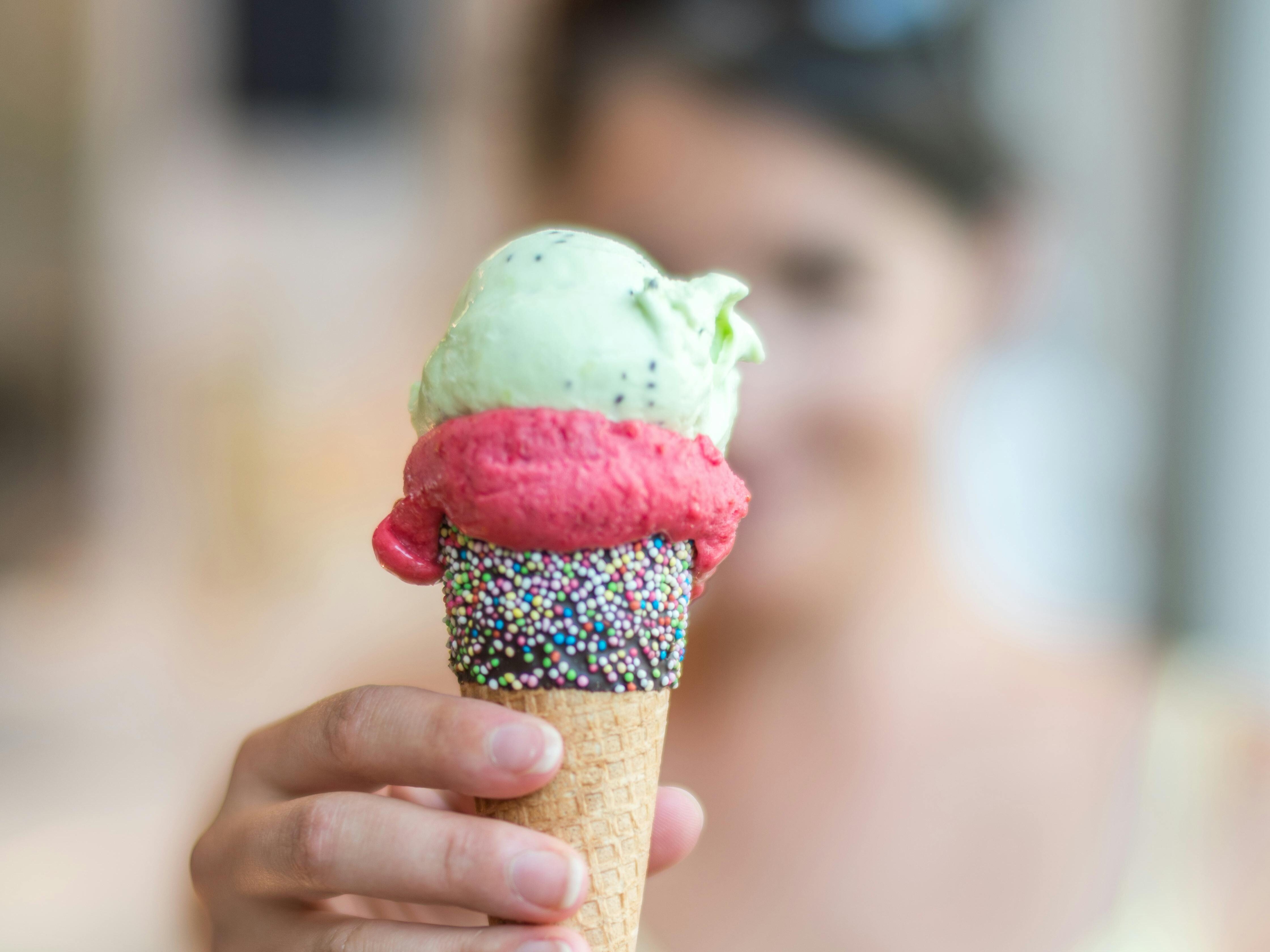 आइसक्रीम के बाद भूलकर न खाएं ये चीजें