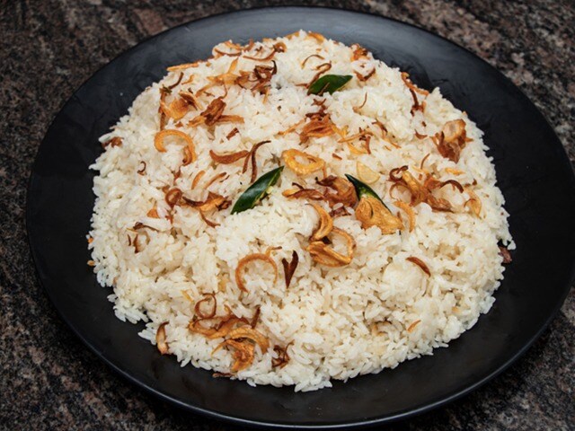 10-Minute Coconut Milk Rice Recipe