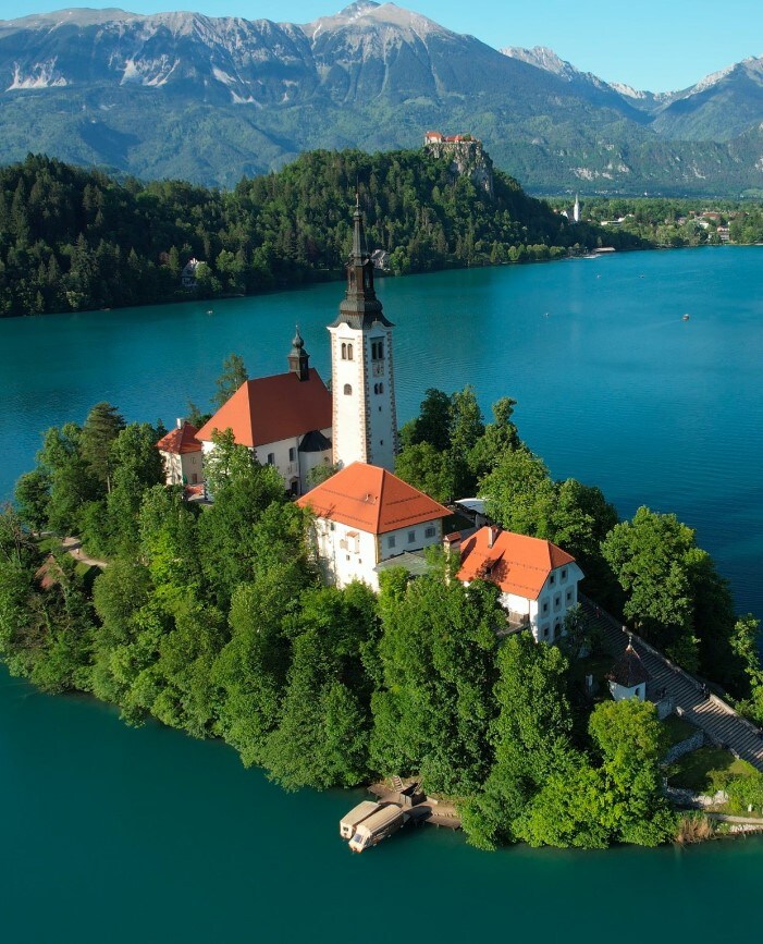 13 Of The Most Beautiful Churches In The World