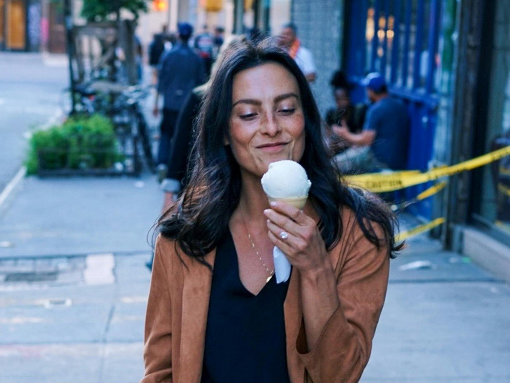 5 Easy Hacks To Control Food Cravings After Work