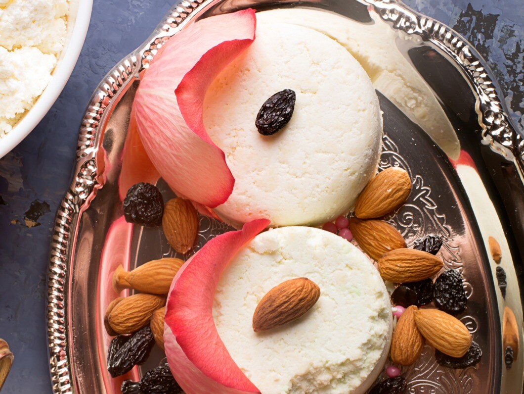 5 Special Sweets Offered During Durga Puja