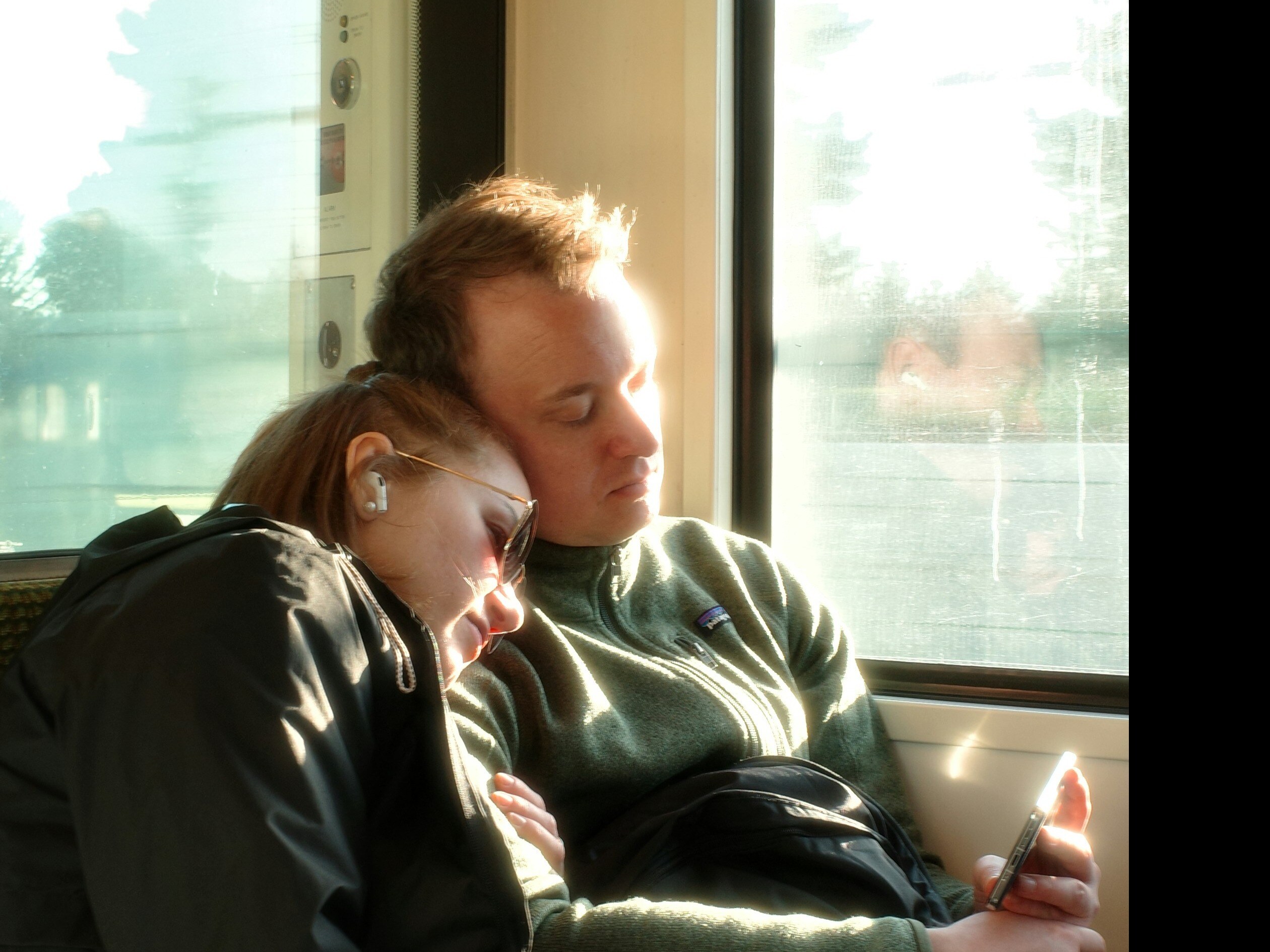 5 Ways To Adjust To A New Time Zone While Travelling