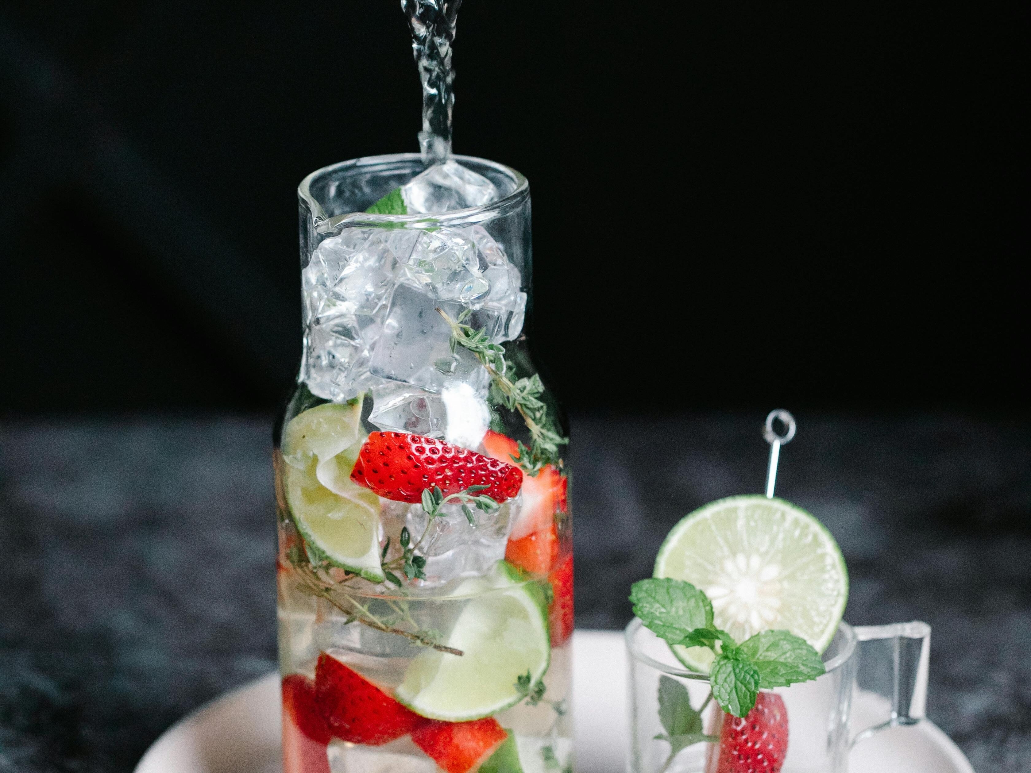 6 Essentials To Make Detox Water At Home