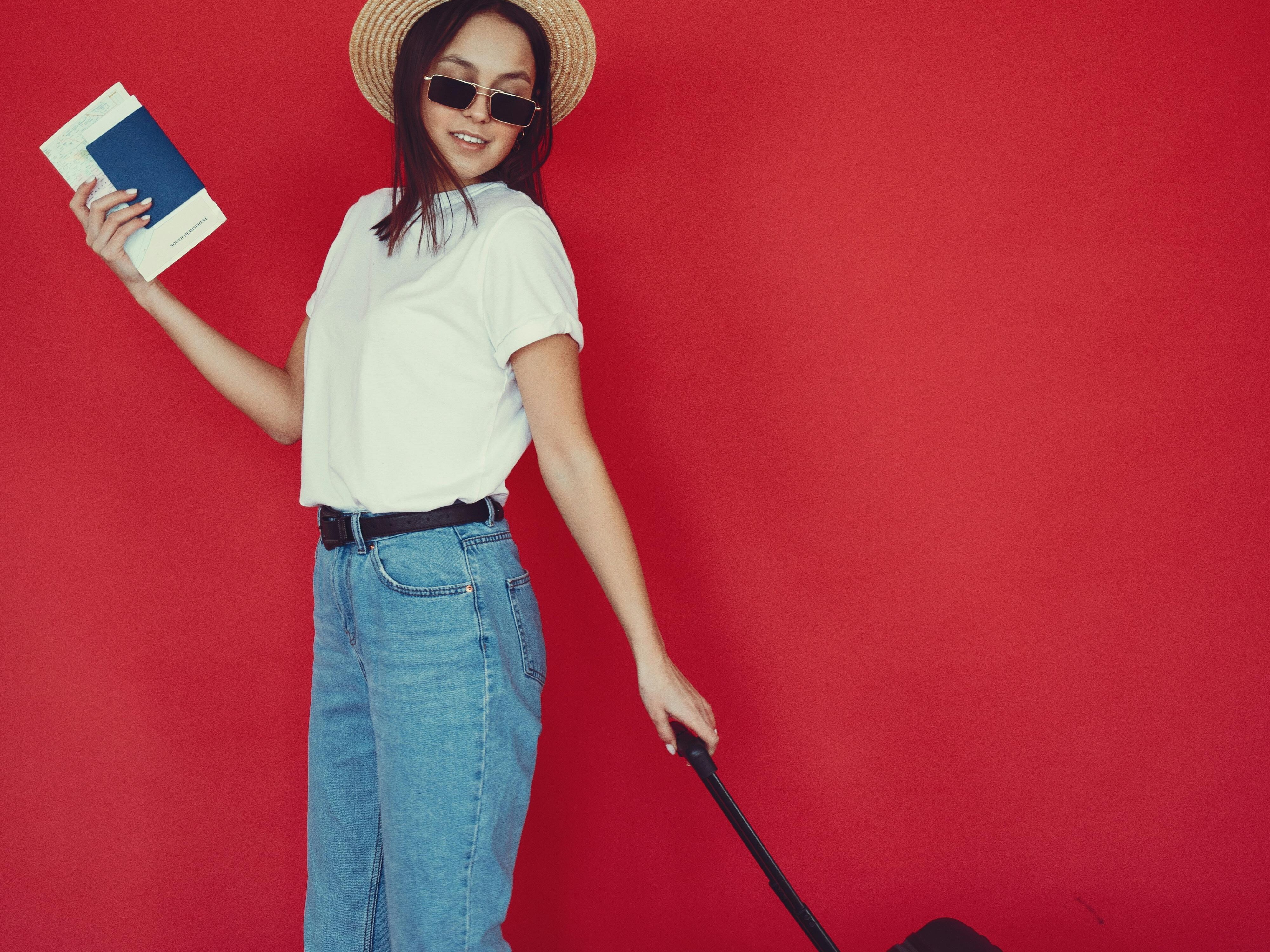 6 Travel Gadgets That Reduce Stress On Every Trip