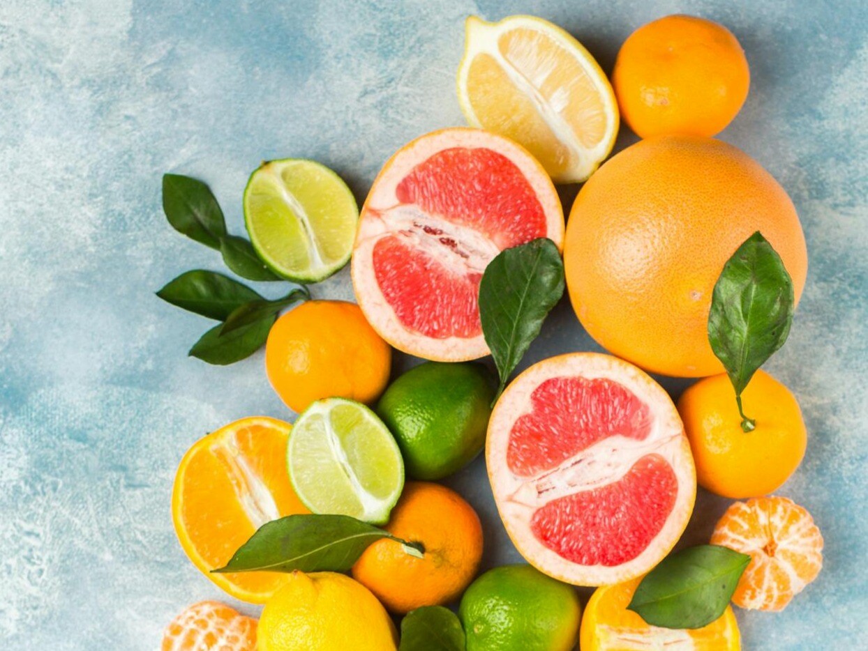 7 Low-Sugar Fruits To Enjoy Without Guilt