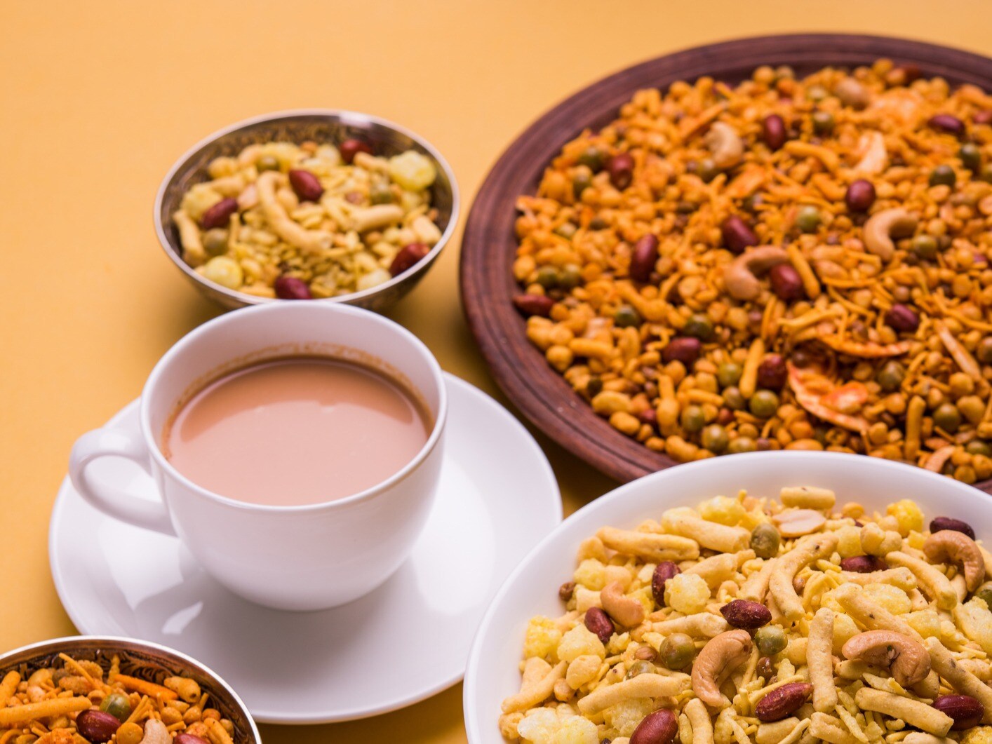 7 Namkeen Snacks Perfect For Evening Chai