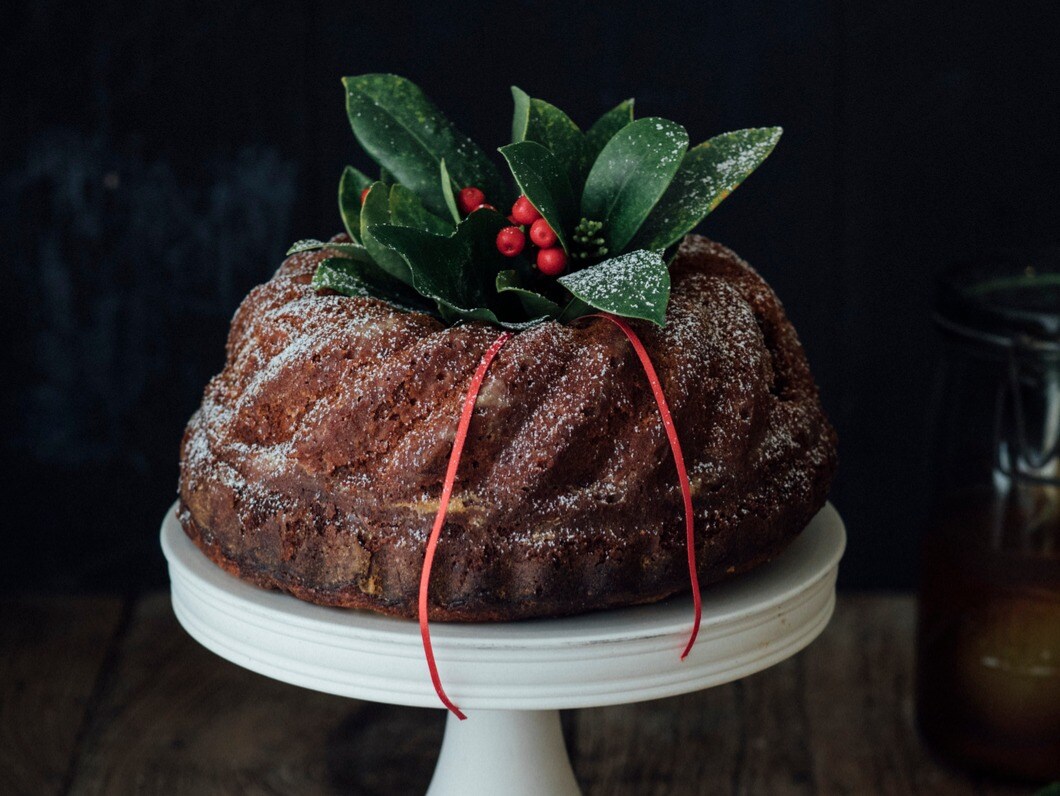 7 Tips To Make Perfect Christmas Cake
