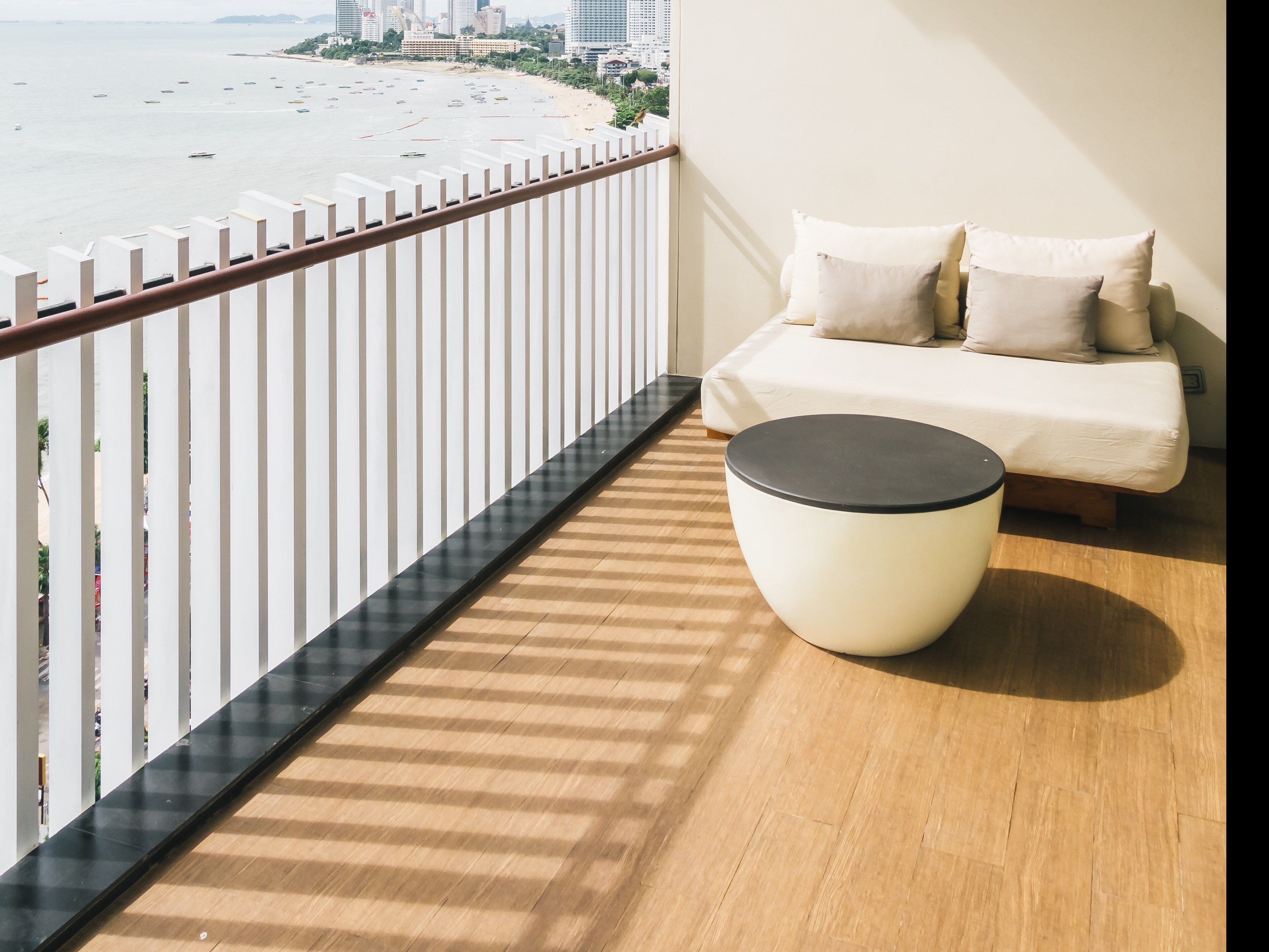 7 Ways To Create A Vintage Balcony