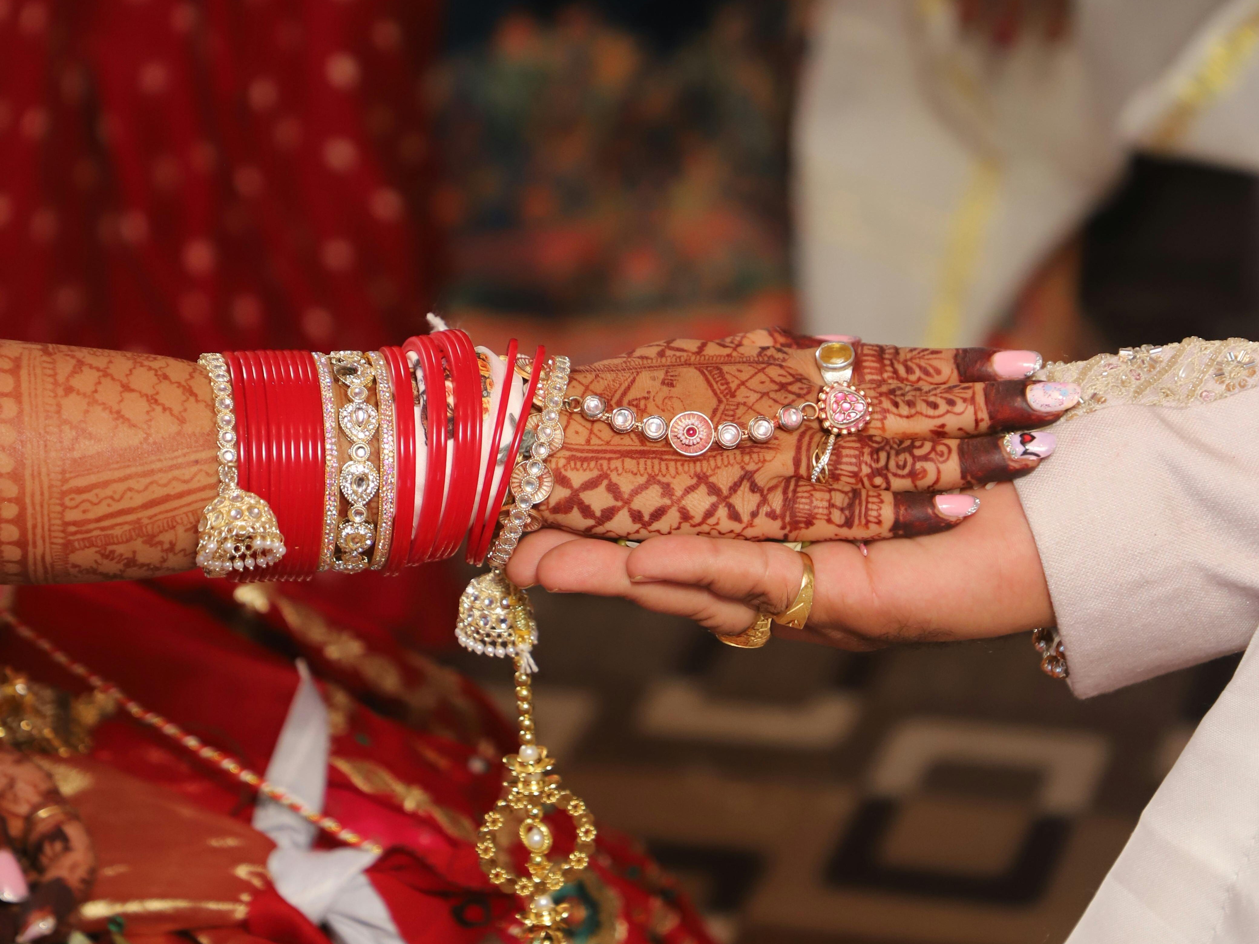 8 Bridal Bangles Worn Across The Country