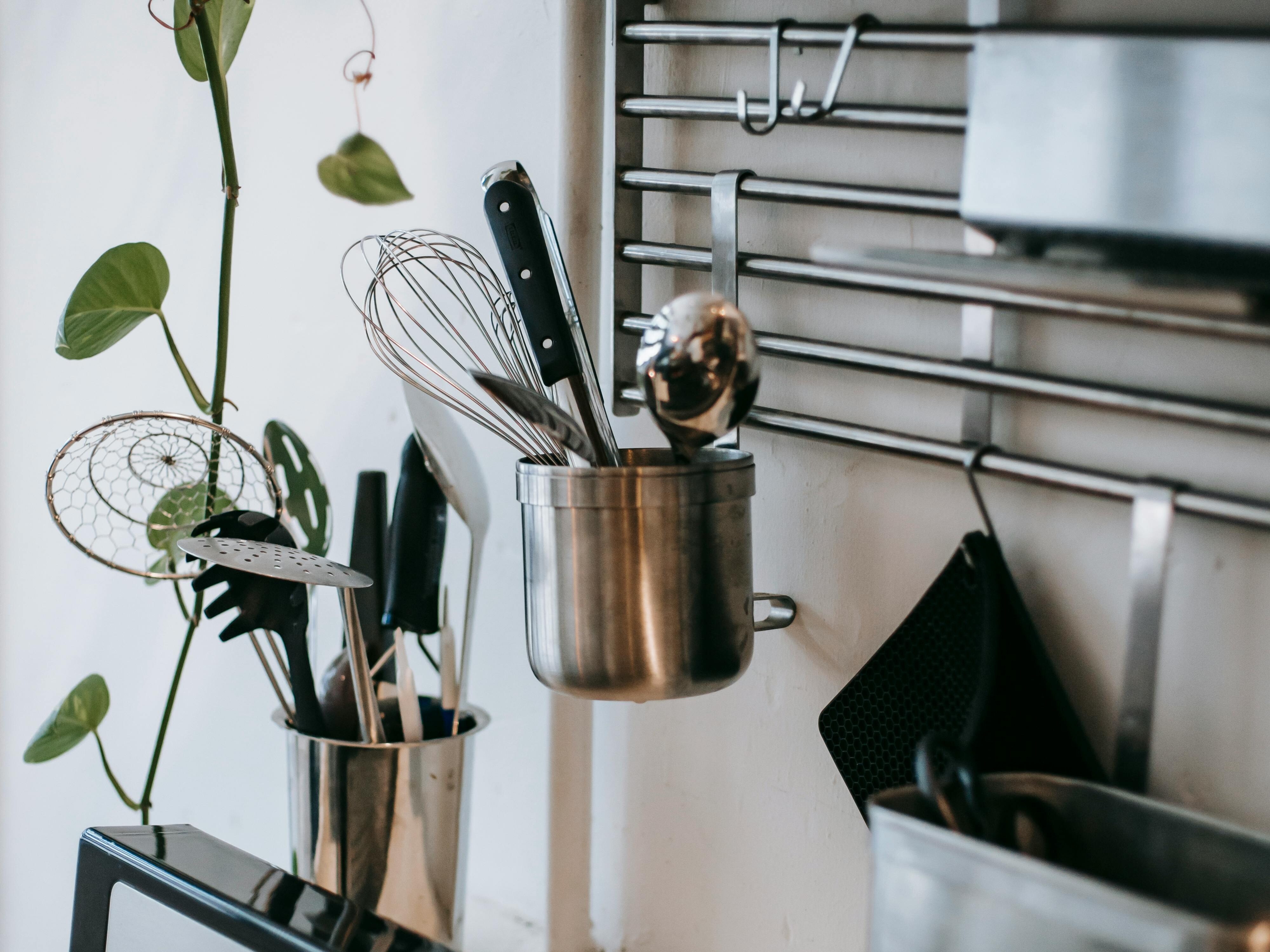 8 Modular Kitchen Essentials