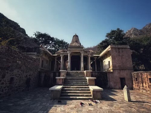 8 Mysterious Places In India To Visit