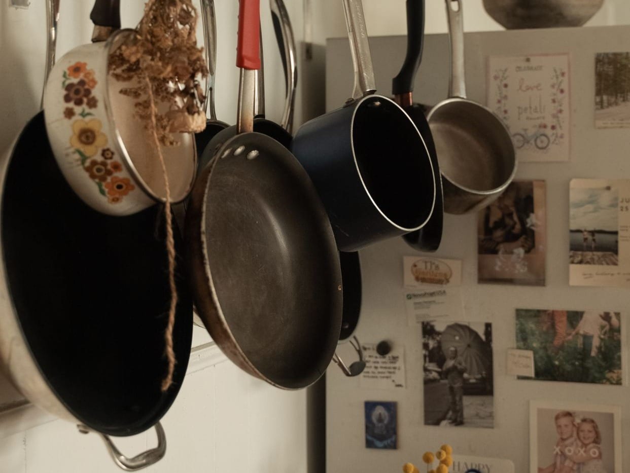 8 Types Of Basic Pots And Pans For Indian Kitchens
