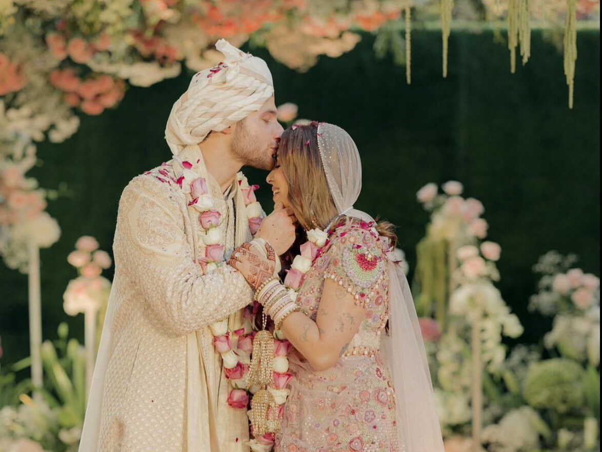Aaliya Kashyap's Unique Floral Decor Themes For Her Wedding Functions ...