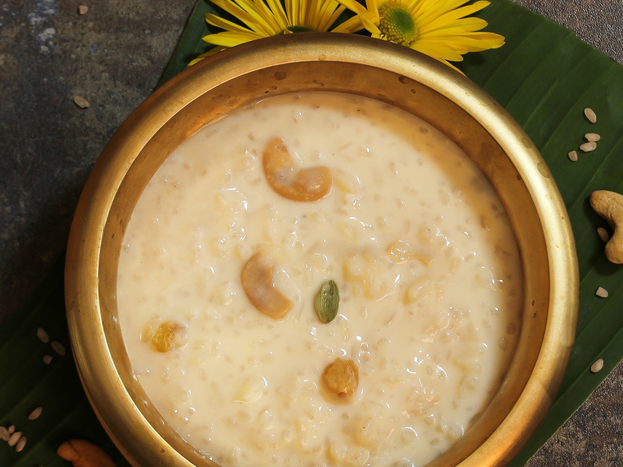Easy Paal Payasam Recipe For Onam Sadya