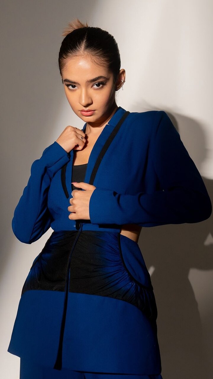 Anushka Sen Slays in Stunning Blue Blazer