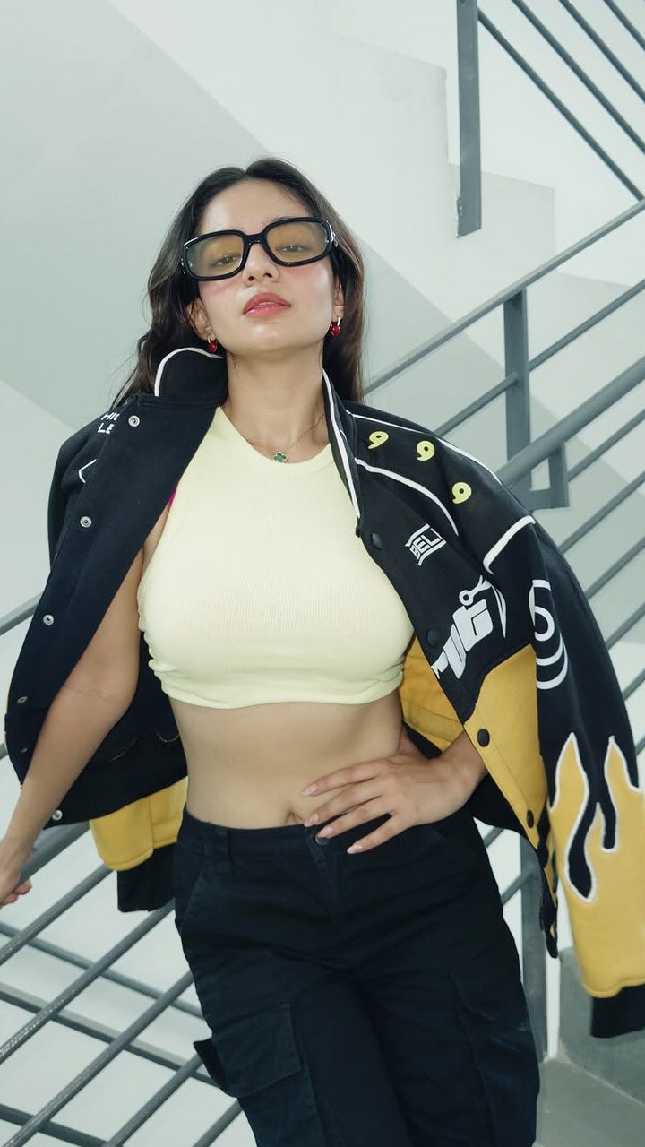 Anushka Sen Turning Heads With Her Trendy Casual Vibe