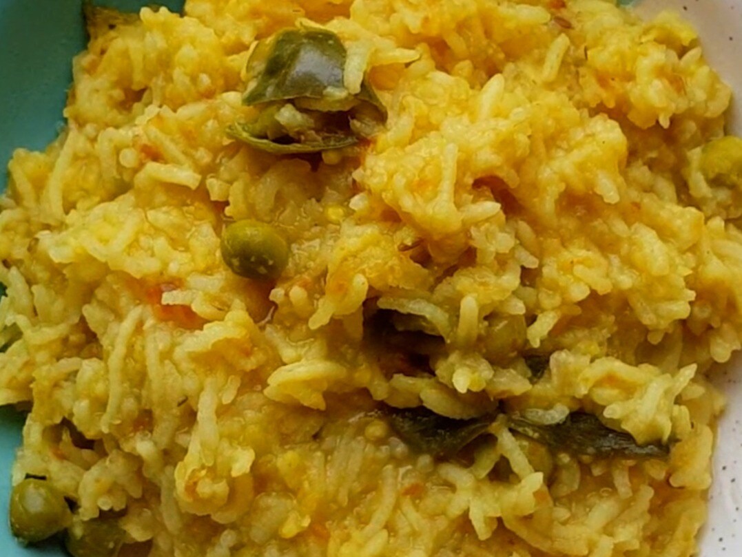 Easy Gajar Matar Khichdi Recipe