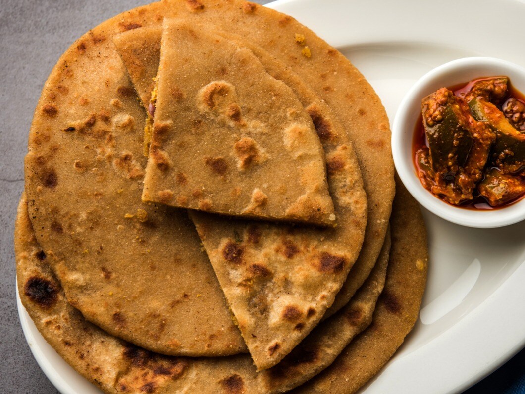 How To Make Crispy Mix Vegetable Paratha