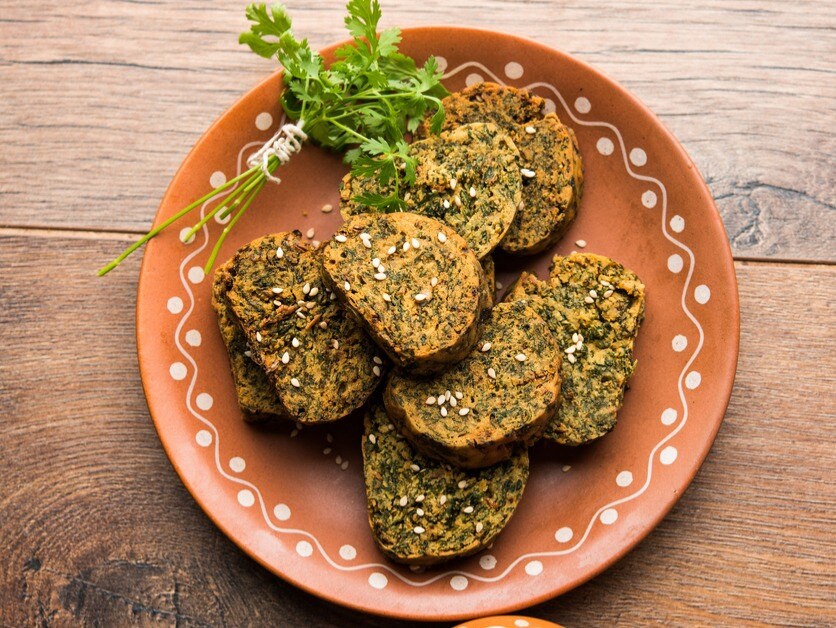 Maharashtrian Recipe | Maharashtrian Snack | How To Make Kothimbir Vadi