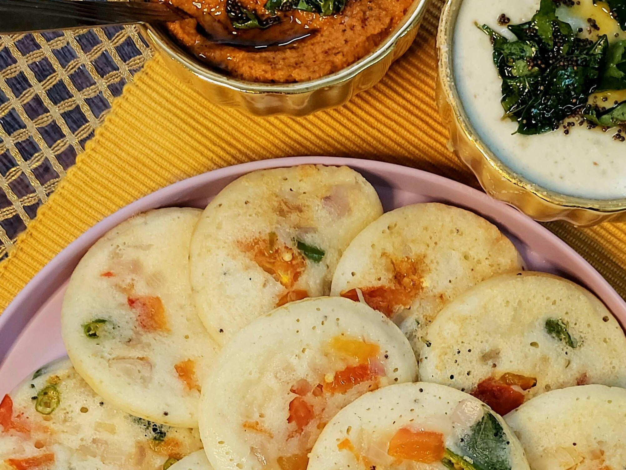 Easy Rava Idli Recipe - Fluffy and Tastes Just Like Rice Idli