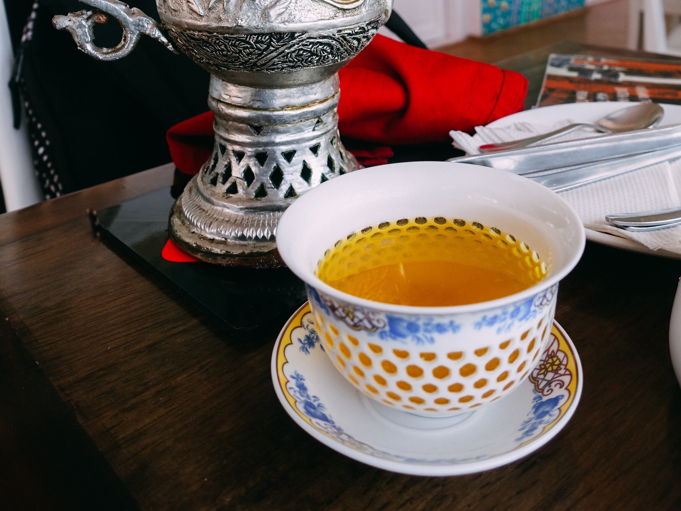 Make Kashmiri Kahwa With This Simple Recipe