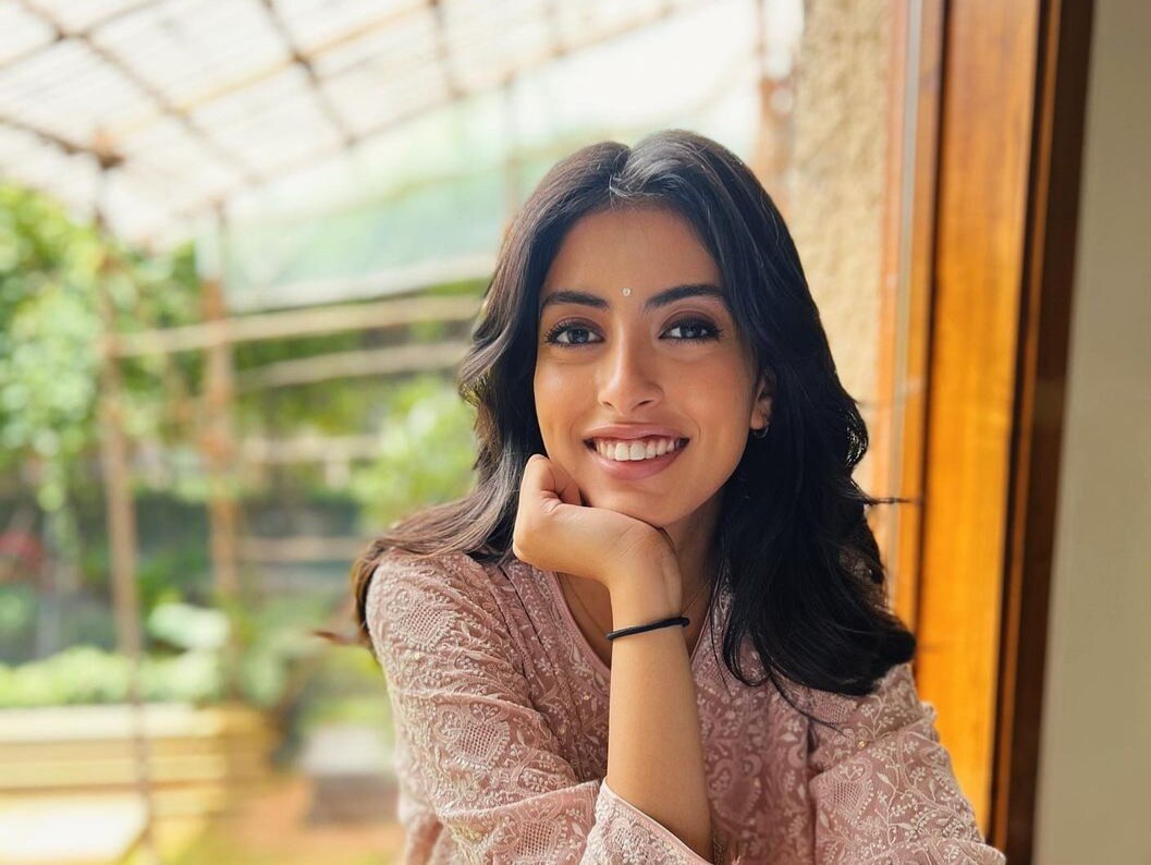 फैशन में अव्वल हैं नव्या नवेली