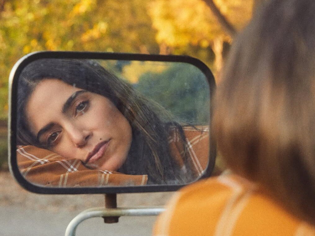 Nikki Reed’s Chic Beauty Looks