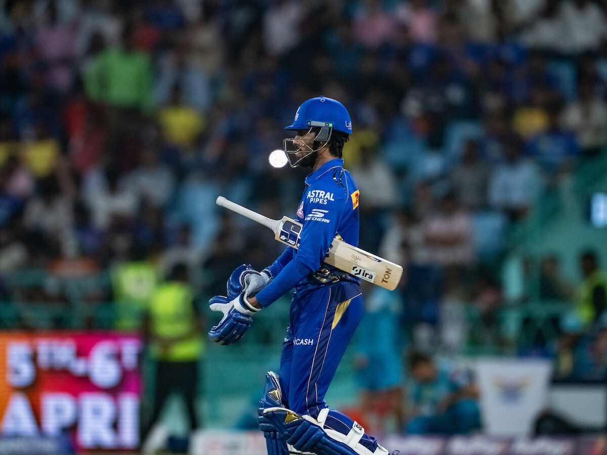 Players To Get Retired Out In IPL