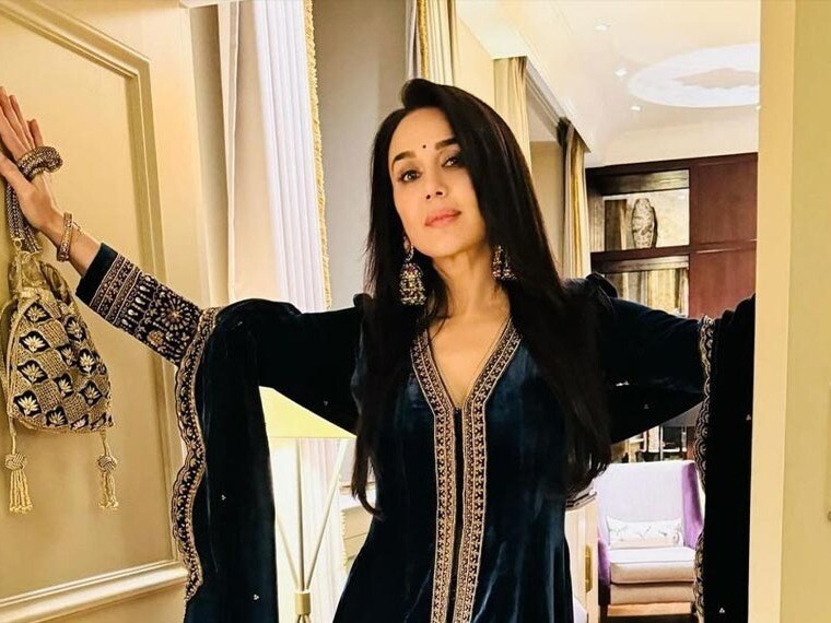 7 Times Preity Zinta Served Ethnic Elegance