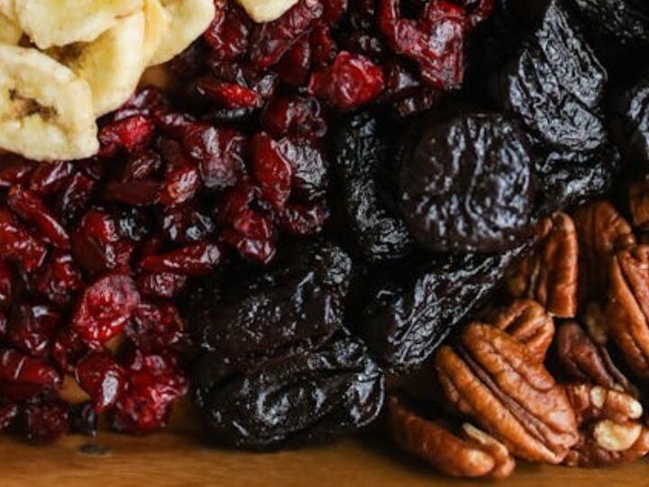 Side Effects Of Eating Too Many Dry Fruits