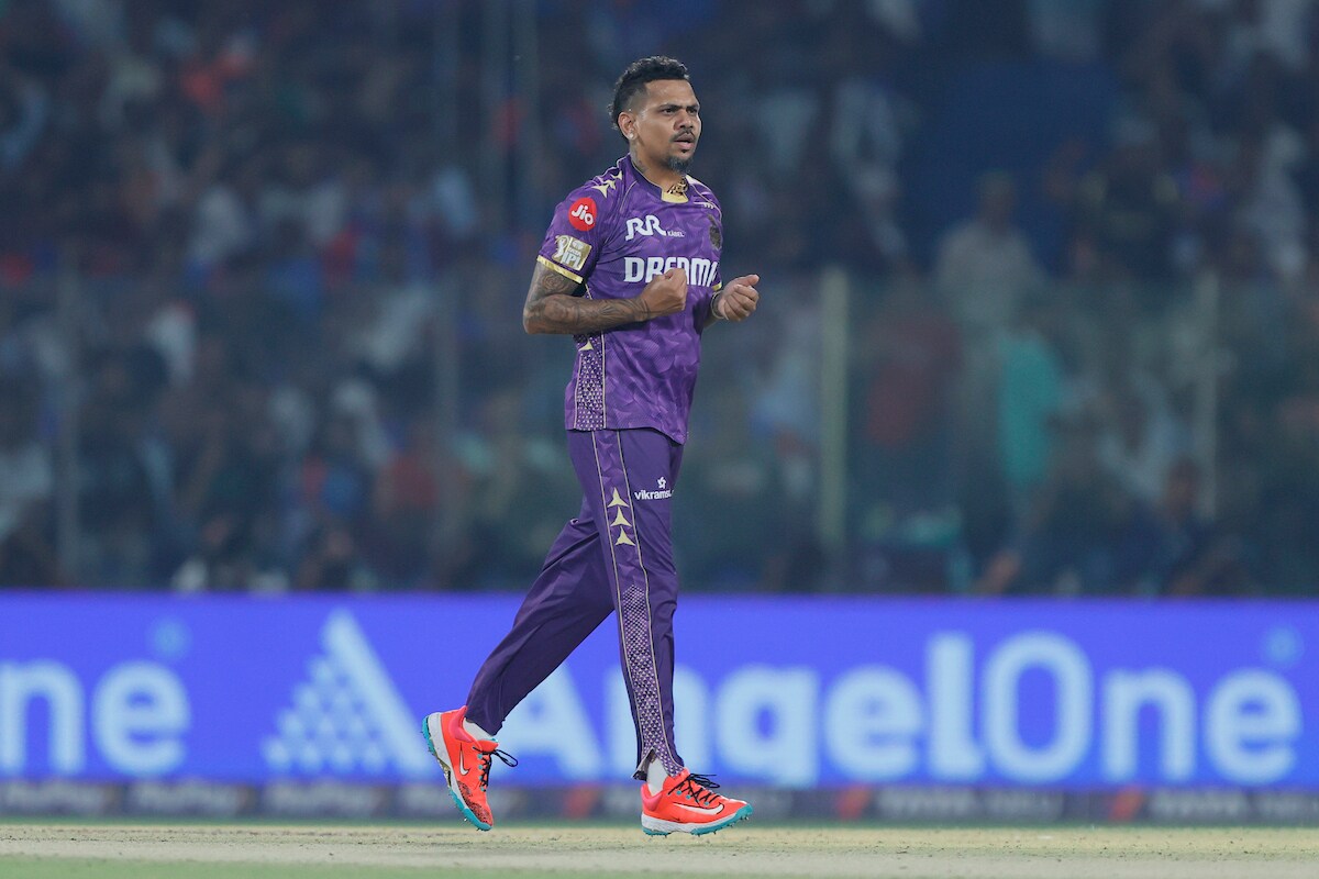 Sunil Narine Creates History vs SRH