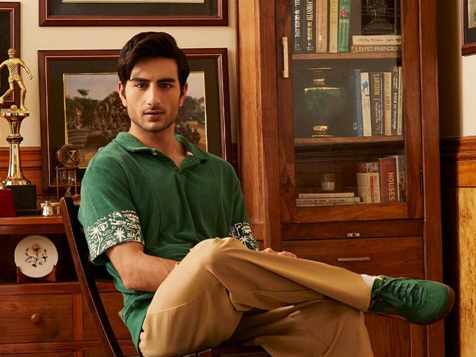 The First Instagram Posts Of 5 Stars