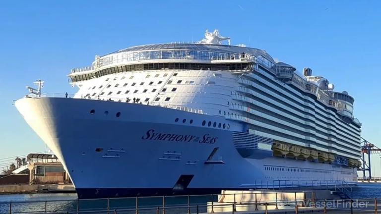 Top 10 largest cruise ships photos - Lontgrouptravel.com