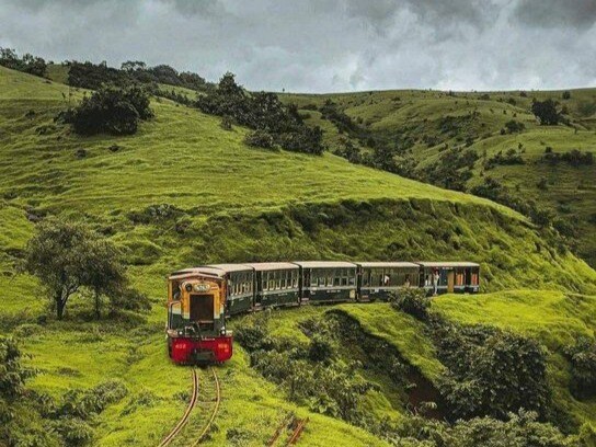 Top 5 Scenic Train Routes In The World