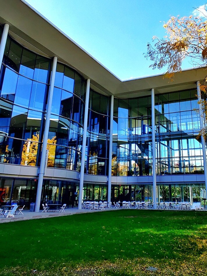 World Top Universities For EMBA Programs